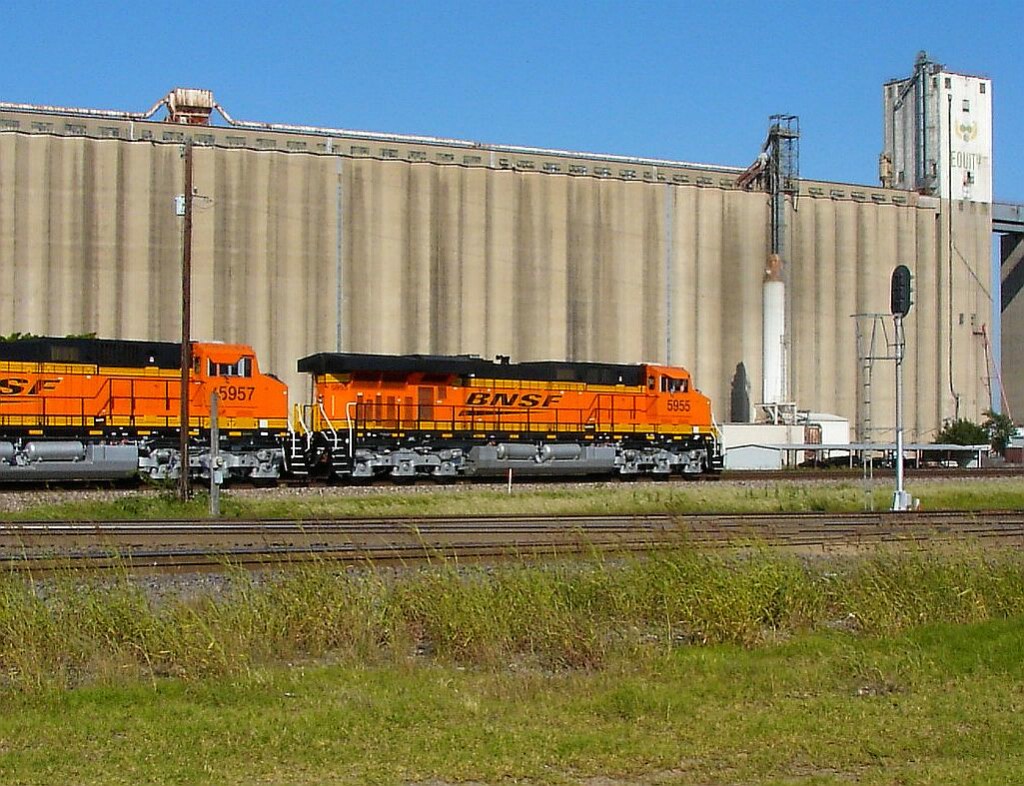 BNSF 5955 & BNSF 5957